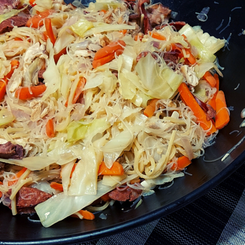 How to Make Filipino Pancit | Your Pinay Momma