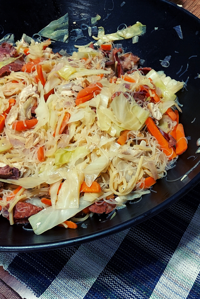 How to Make Filipino Pancit | Your Pinay Momma